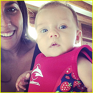 ‘Gossip Girl’ Alum Matthew Settle Shares First Pic of His New Baby Girl ...