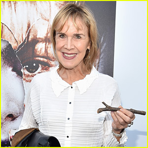 Catherine Coulson Dead – Twin Peaks’ Log Lady Passes Away at 71 ...