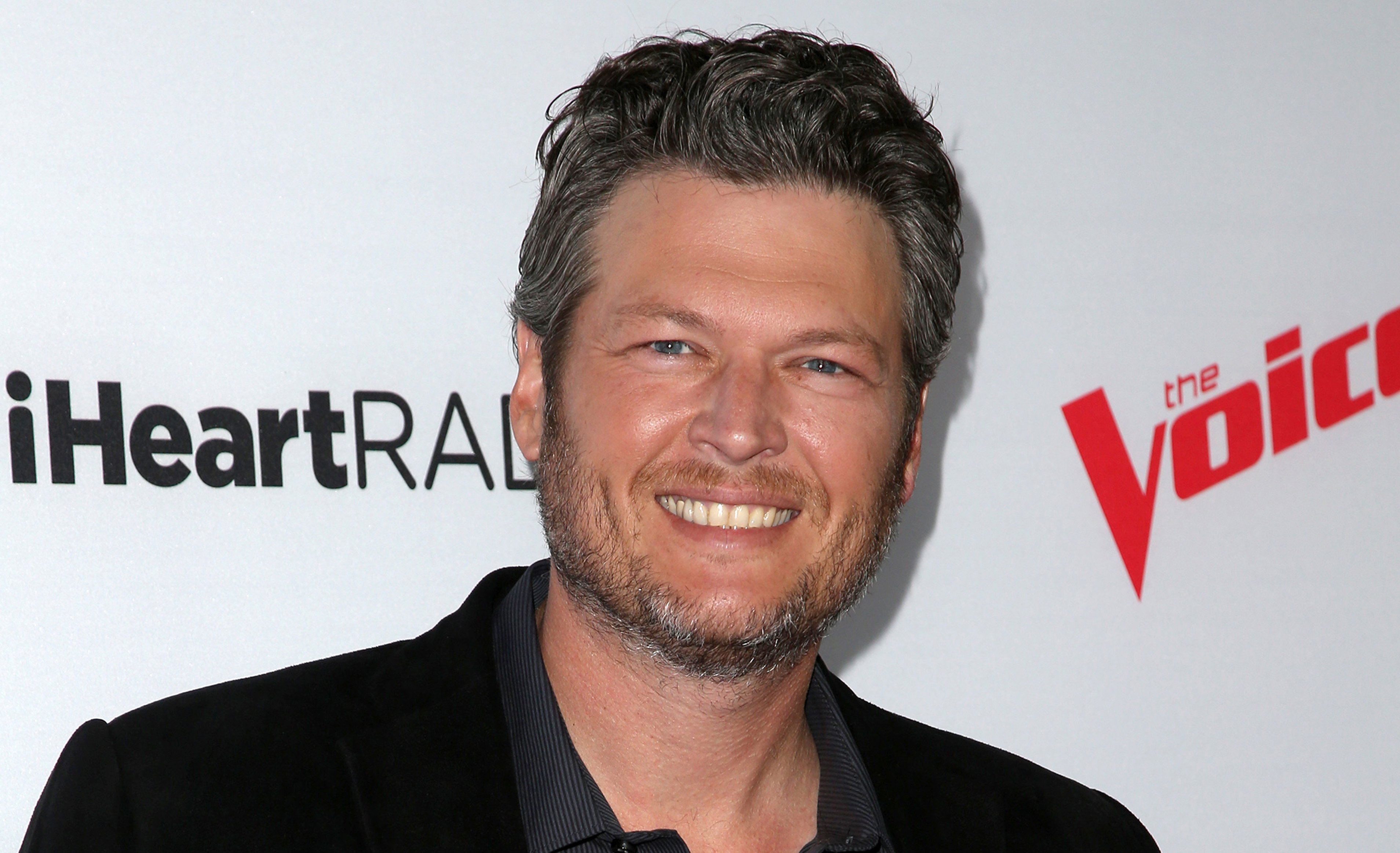 Blake Shelton Mocks Those Recent Gwen Stefani Romance Rumors – Read the ...
