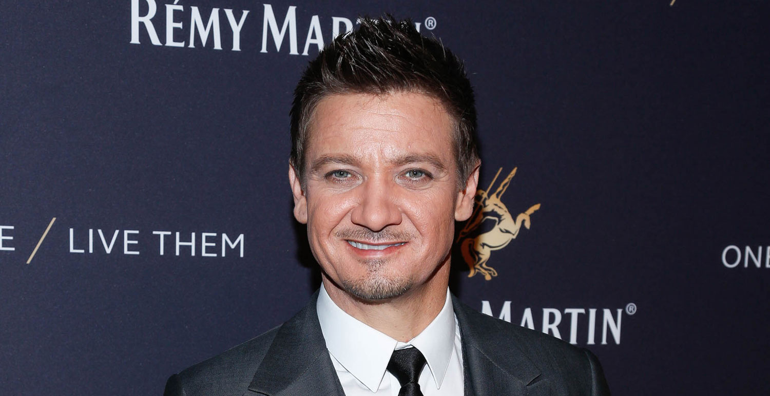 Jeremy Renner’s Rep Clarifies His Wage Equality Comments | Jeremy ...
