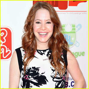 ’8 Simple Rules’ Star Amy Davidson Is Pregnant! | amy davidson, Kacy ...