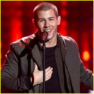 Nick Jonas Performs Medley of Hits at AMAs 2015 – Watch Now! | 2015 ...