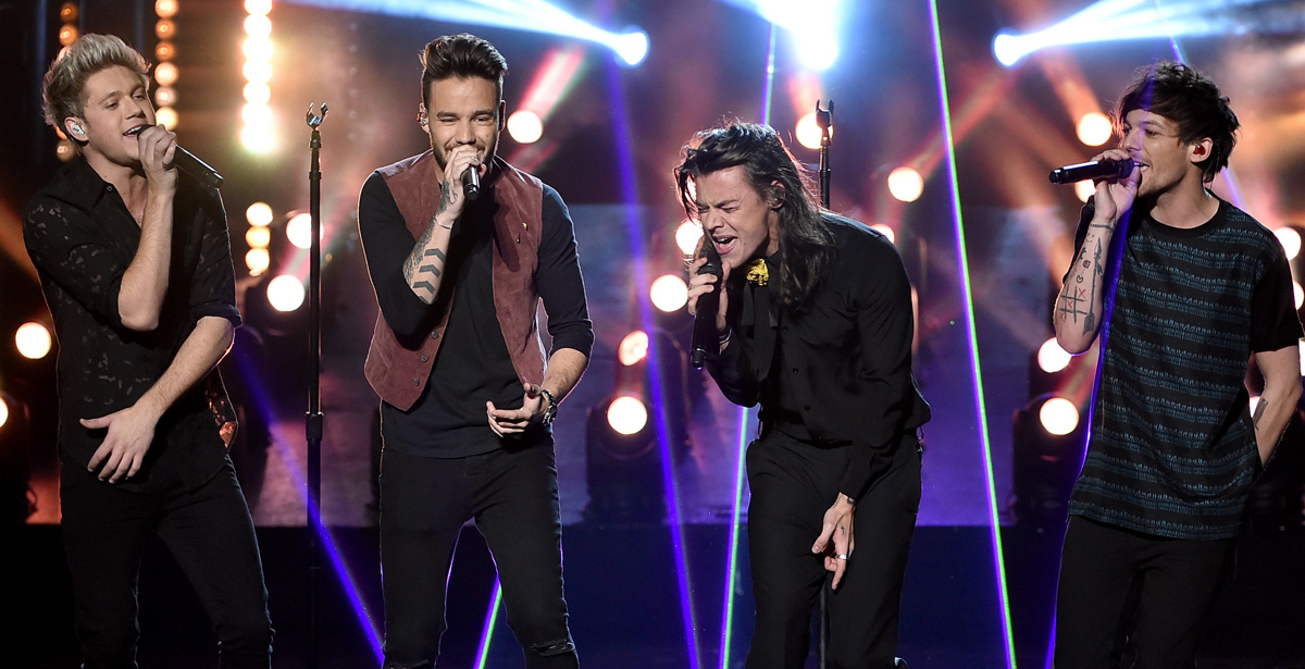 One Direction’s AMAs 2015 Performance of ‘Perfect’ – Watch the Video ...