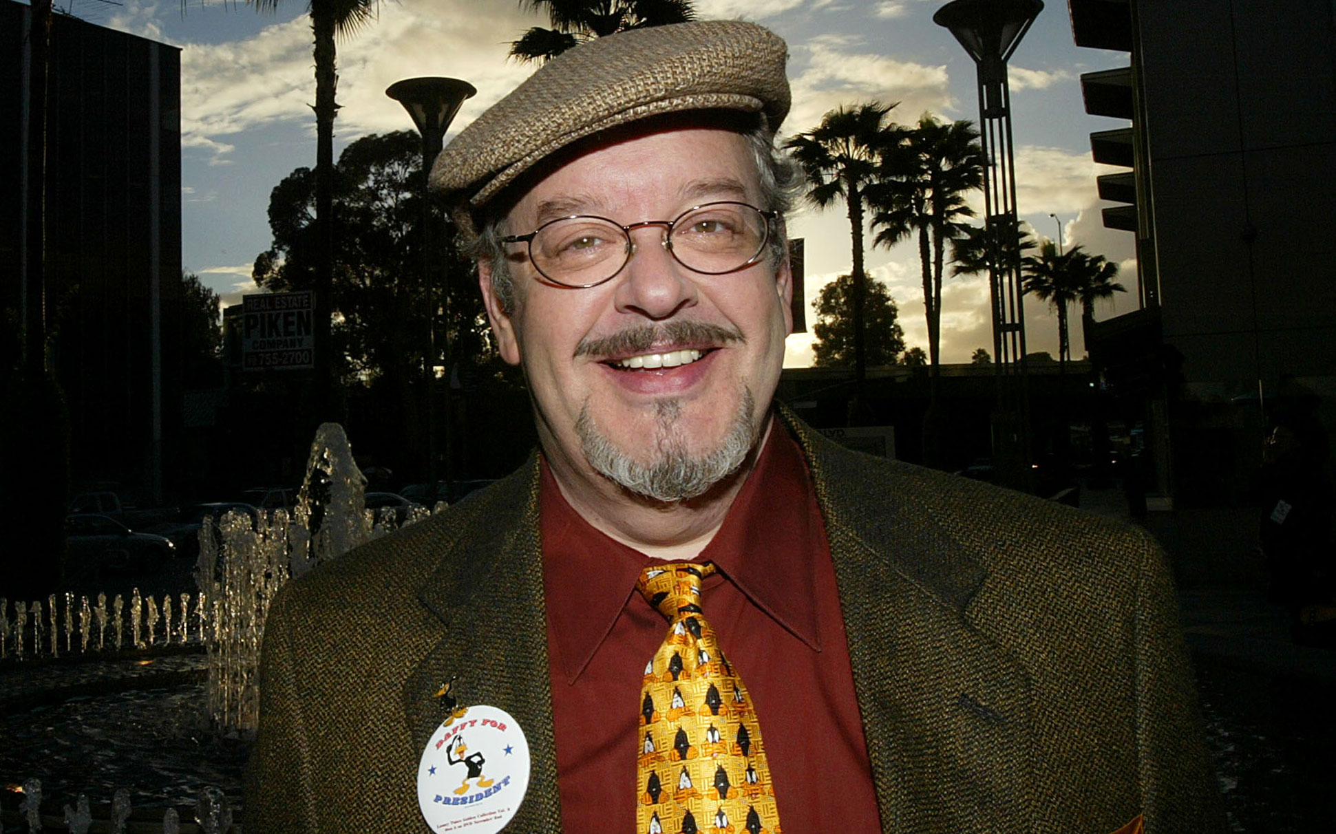 Famous Looney Tunes Voice Actor Joe Alaskey Dies at Age 63 | Joe ...