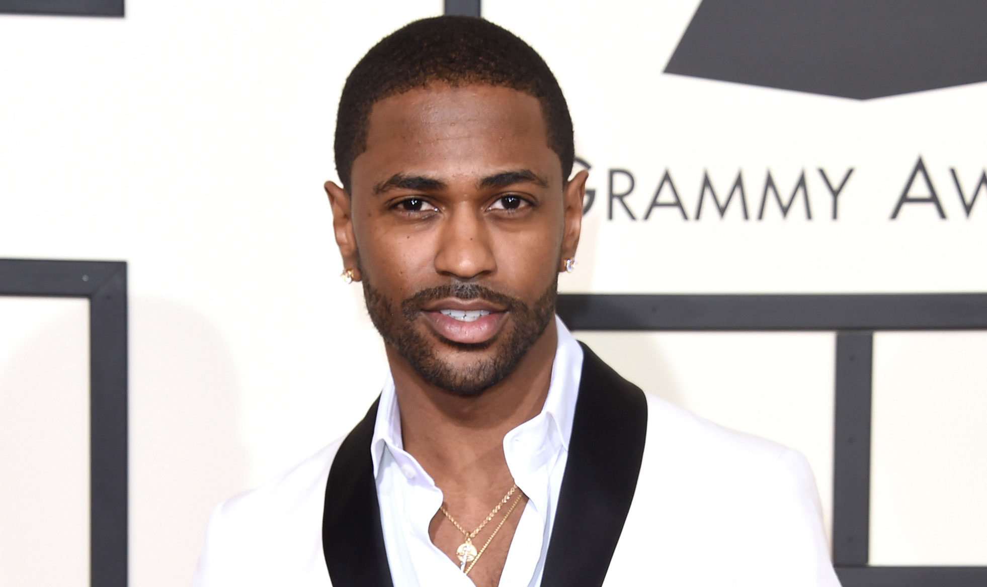 Big Sean is Dapper in a White Suit for Grammy Awards 2016 | 2016 ...