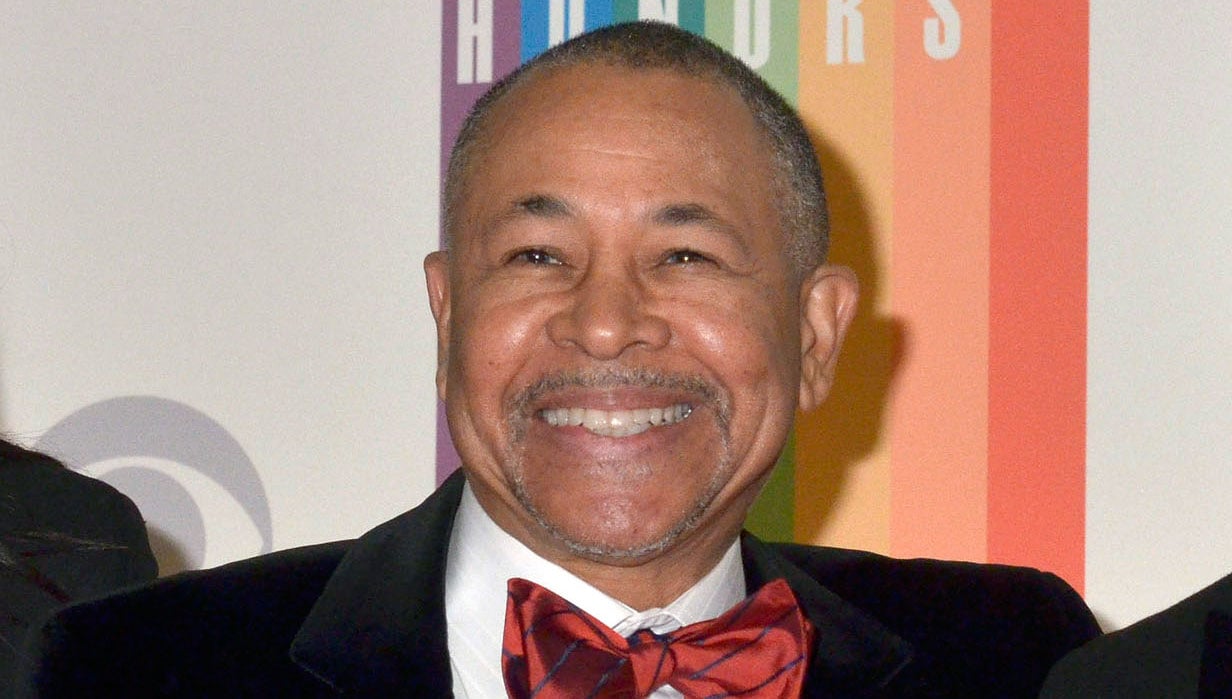 Maurice White Dead – Earth, Wind, & Fire Founder Dies at 74 | Earth ...