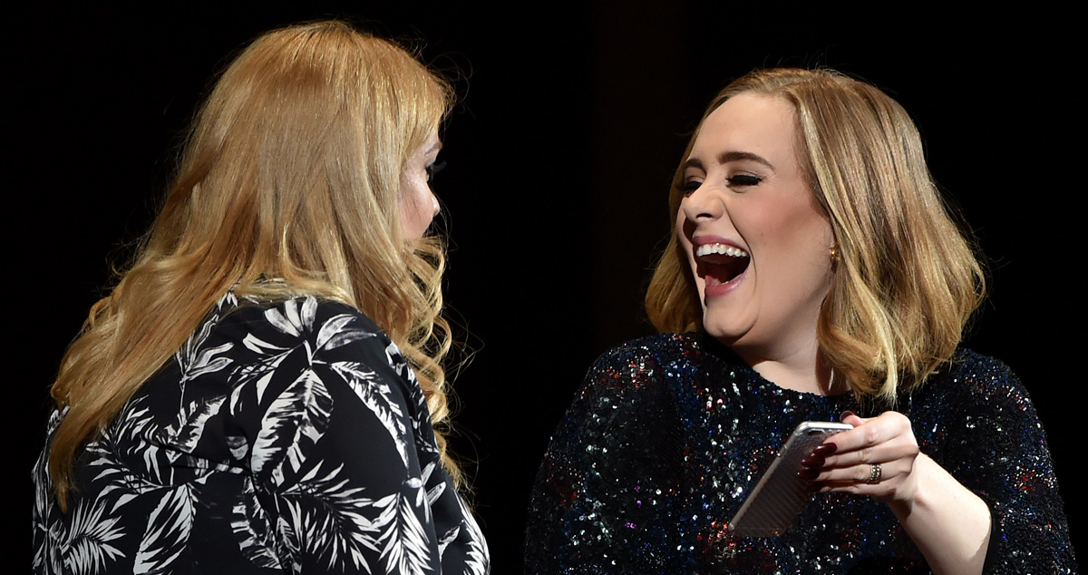 Adele Meets Her Doppleganger, Snaps a Selfie Mid-Concert! | Adele, Video | Just Jared: Celebrity ...