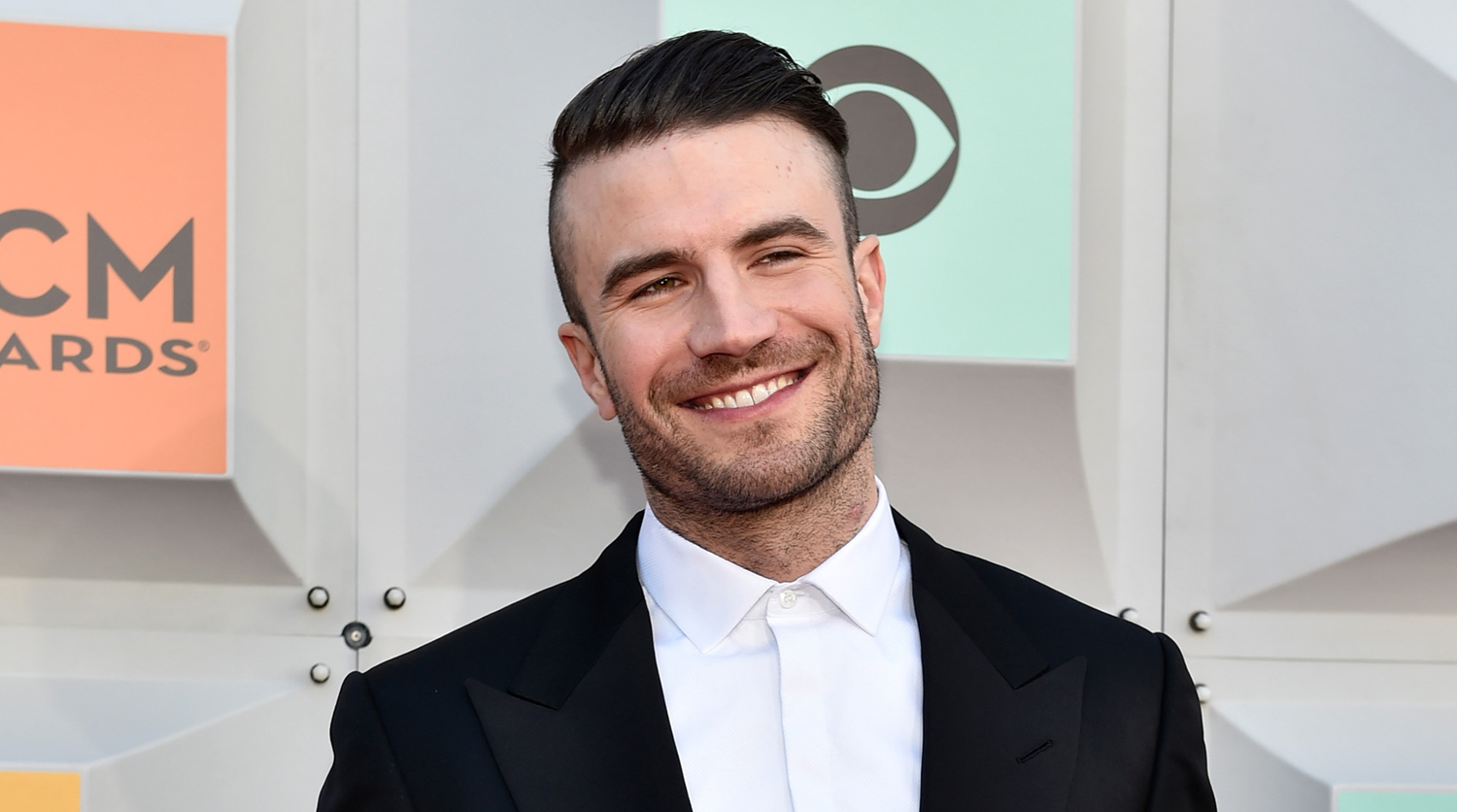Sam Hunt Rocks Partially Shaved Head at ACM Awards 2016 | 2016 ACM ...