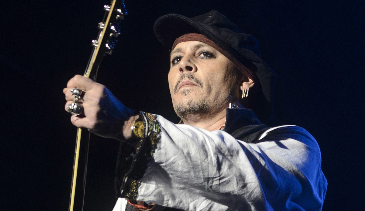 Johnny Depp ‘Smiled A Lot,’ Seemed ‘Really Happy’ During Latest Concert ...