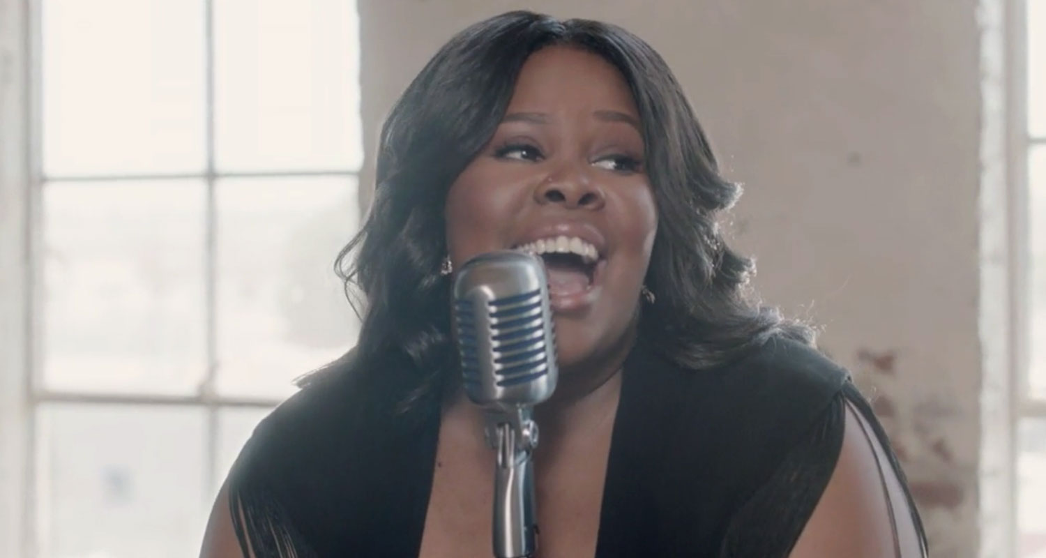 Amber Riley Shares Stunning ‘I Am Changing’ Performance – Watch Now ...
