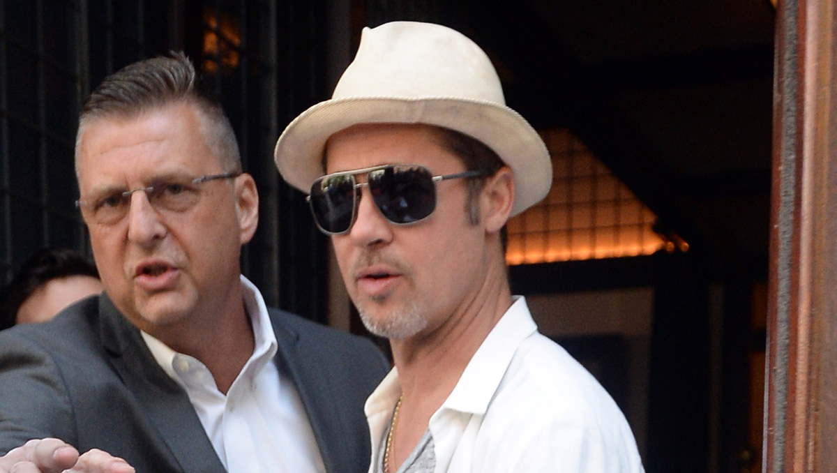 Brad Pitt Leaves His Hotel with Security By His Side | Brad Pitt | Just ...