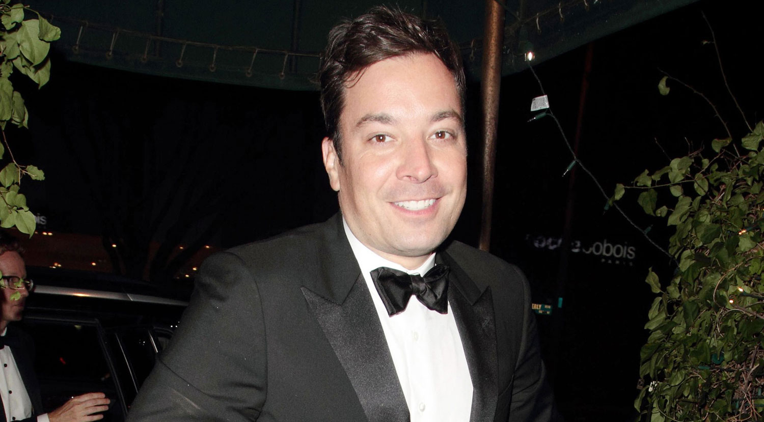 Jimmy Fallon Describes What Donald Trump’s Hair Feels Like | 2016 Emmy ...