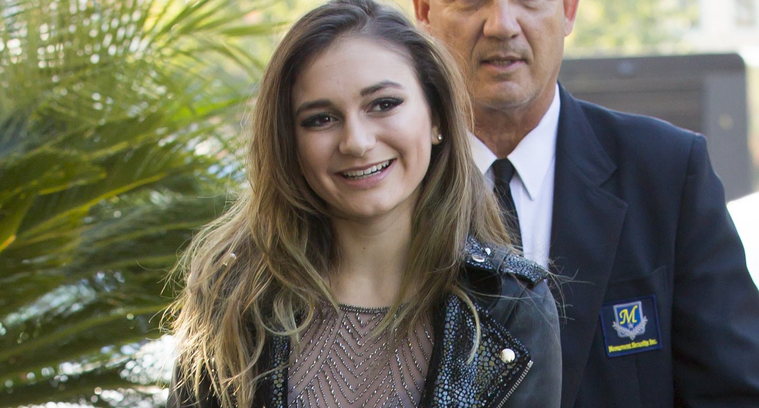 Daya Admits Her Mom Still Gives Her a Curfew! | Daya | Just Jared ...