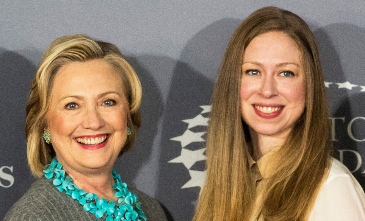 Chelsea Clinton Posts Sweet Message for Mom Hillary Clinton on Election ...