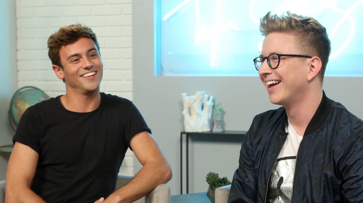 VIDEO: Tom Daley & Tyler Oakley Try & Correctly Guess Celebrity Abs ...