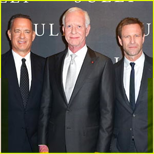 Tom Hanks Premieres ‘Sully’ with The Real Captain Sully! | Aaron ...