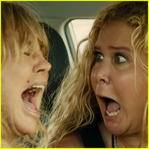 VIDEO: Amy Schumer & Goldie Hawn’s ‘Snatched’ Gets a Hilarious First ...