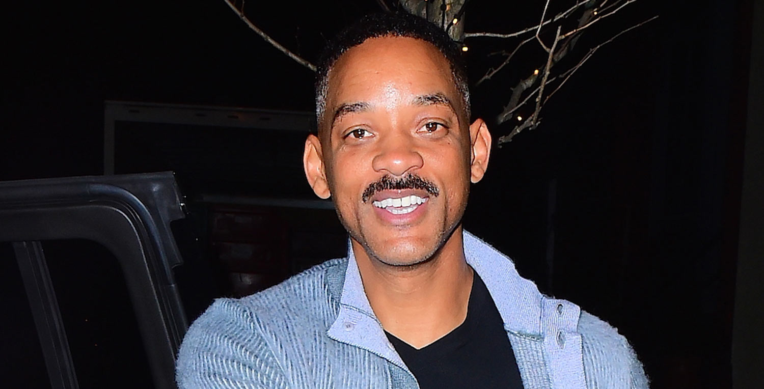 will-smith-saves-fan-s-iphone-after-it-falls-under-his-car-will-smith-just-jared