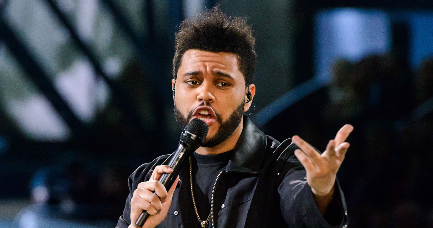 VIDEO: The Weeknd Sings ‘Starboy’ at VS Fashion Show! | 2016 Victoria's ...