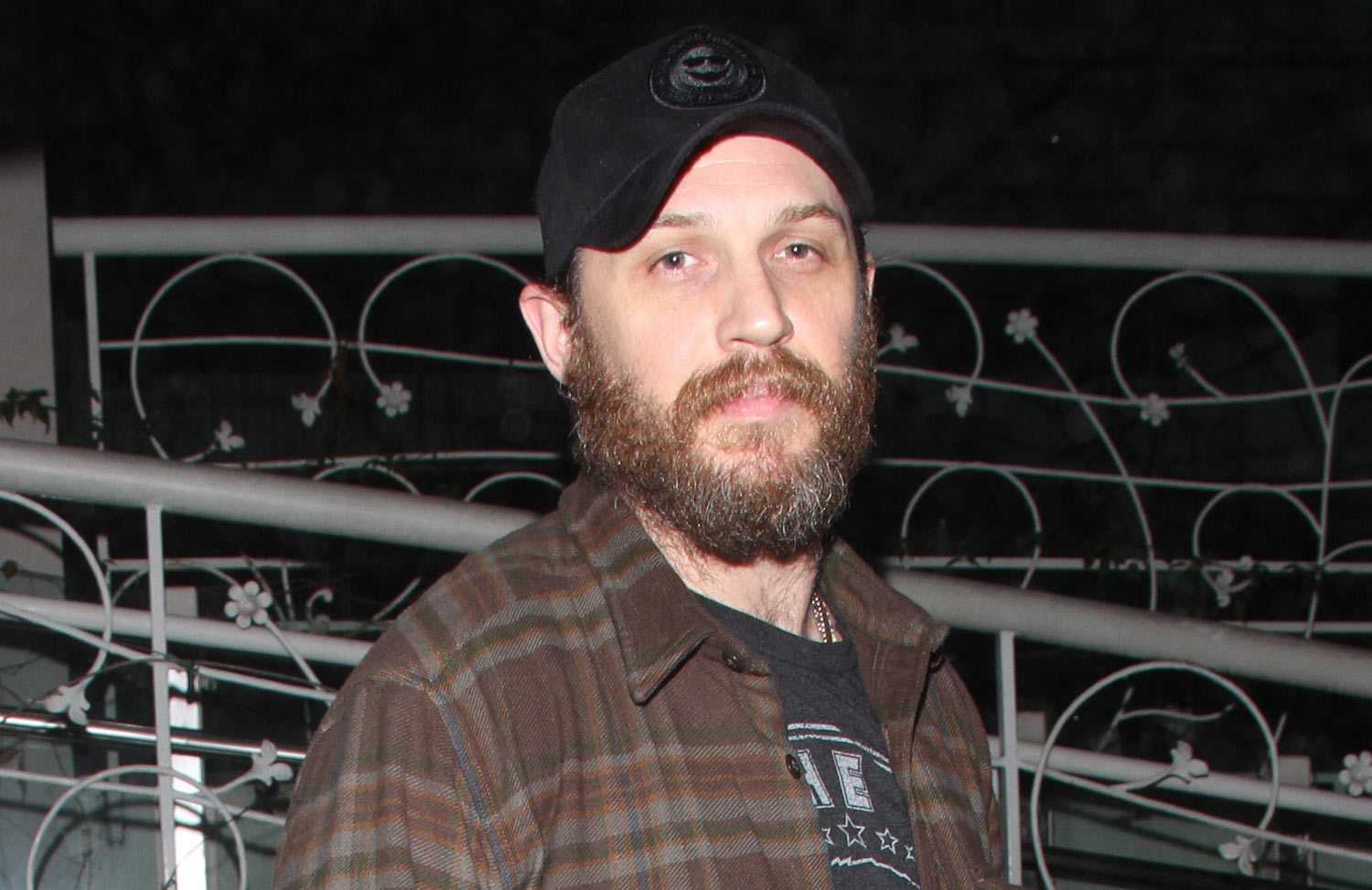 Tom Hardy Enjoys a Guys Night Out in WeHo | Tom Hardy : Just Jared