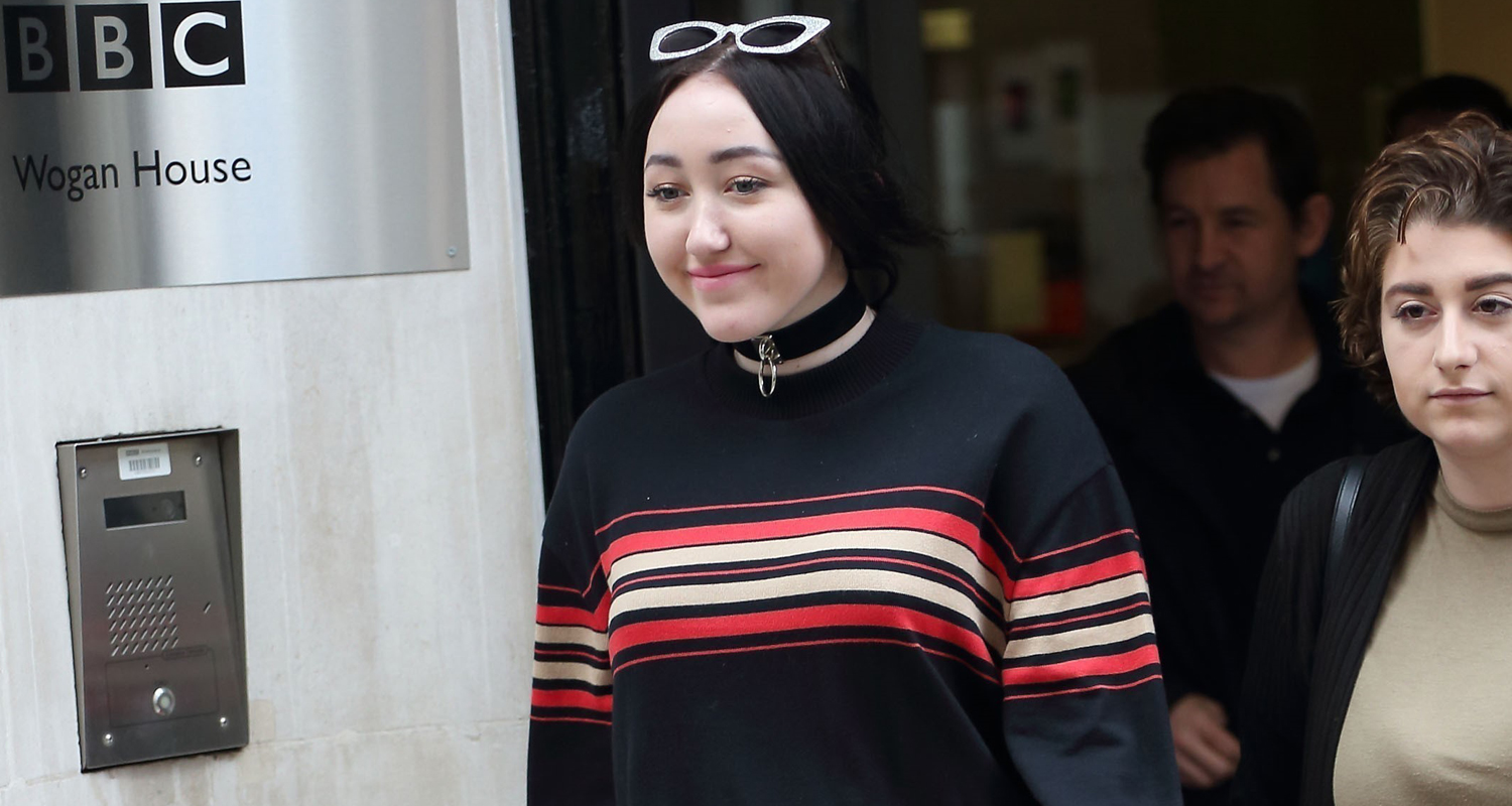 Noah Cyrus Gets Tattoo in Honor of Her First Single! | Noah Cyrus ...