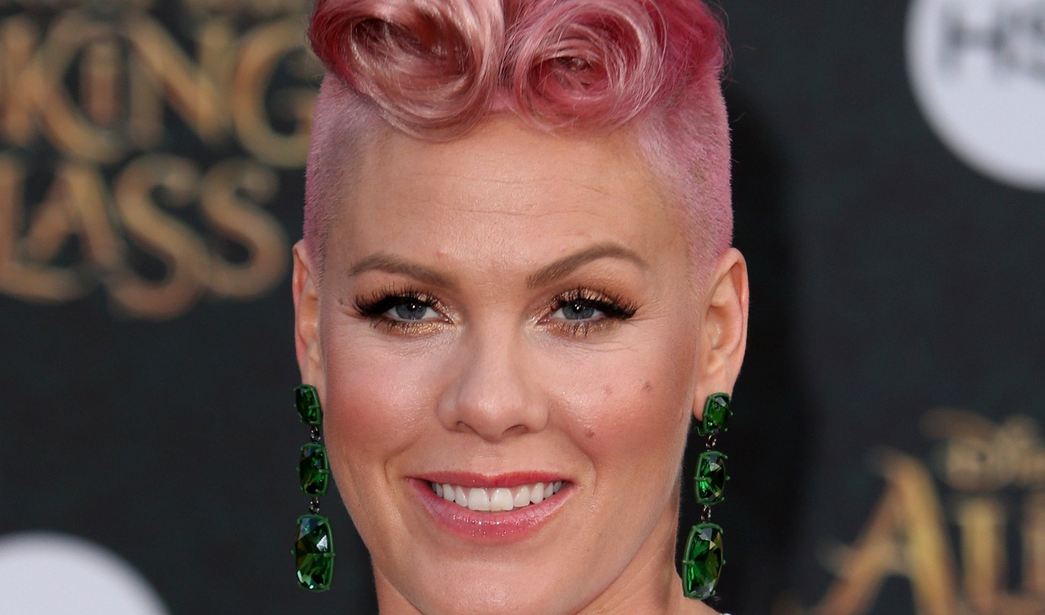 Pink Reveals Her Weight, Says She Doesn’t Feel Obese | Pink | Just ...