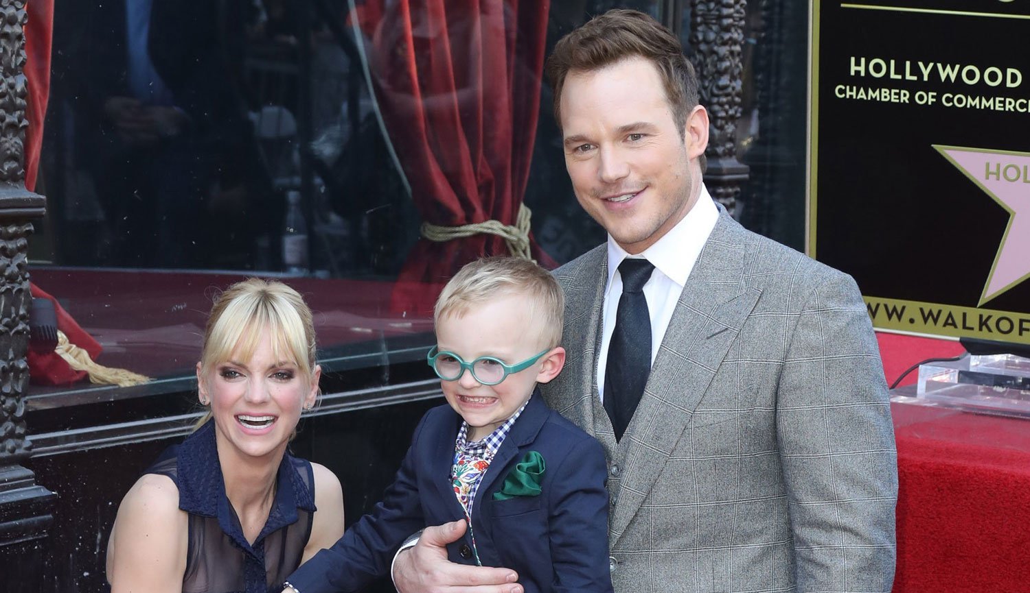 Chris Pratt Brings Son Jack to His Walk of Fame Ceremony! | Anna Faris ...