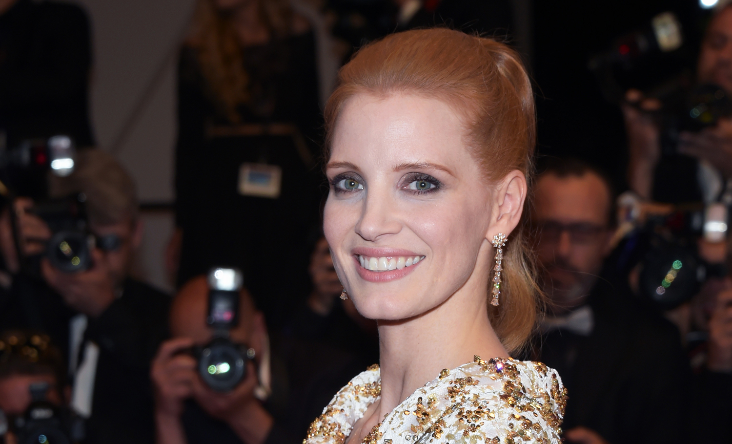 Jessica Chastain is a Golden Goddess at Cannes 2017 | 2017 Cannes Film ...