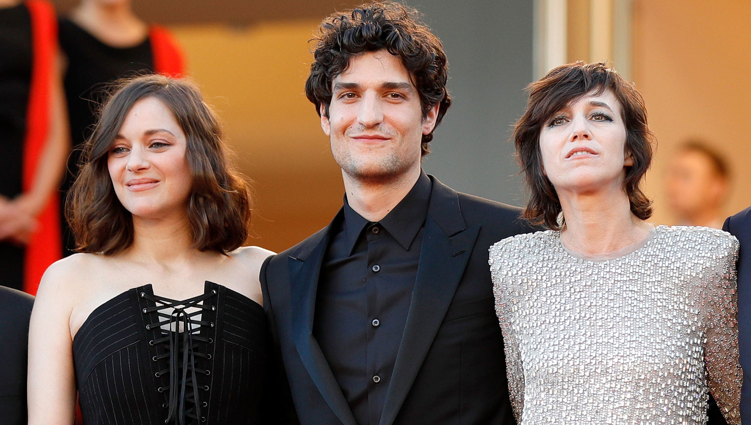 Marion Cotillard Premieres ‘Ismael’s Ghosts’ During Cannes 2017 | 2017 ...