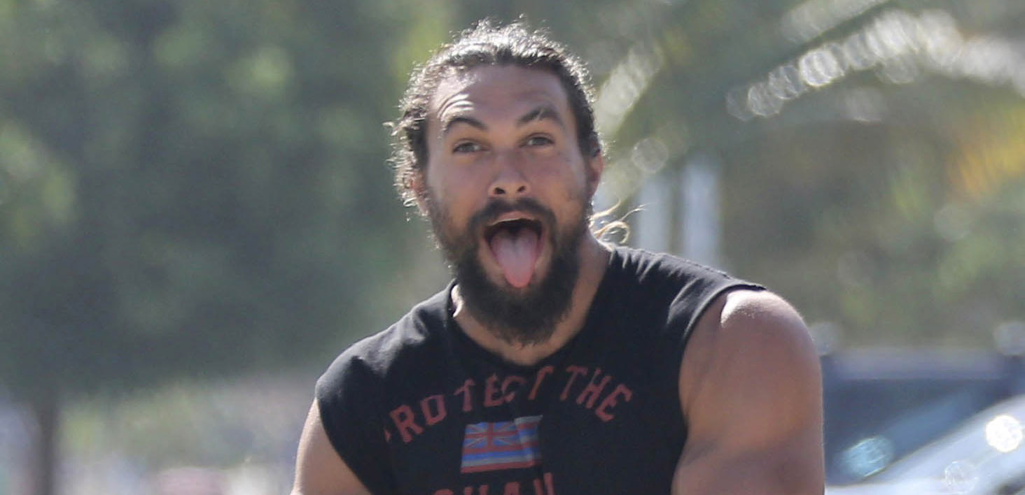 Jason Momoa Flexes His Huge Biceps for the Camera! | Jason Momoa | Just ...