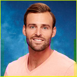 Bachelor In Paradise s Robby Hayes Reacts To Show Returning Bachelor bachelor-in-paradise-s-robby-hayes-reacts-to-show-returning-bachelor