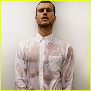 Rough Night’s Ryan Cooper Leaves Nothing to the Imagination in Wet ...