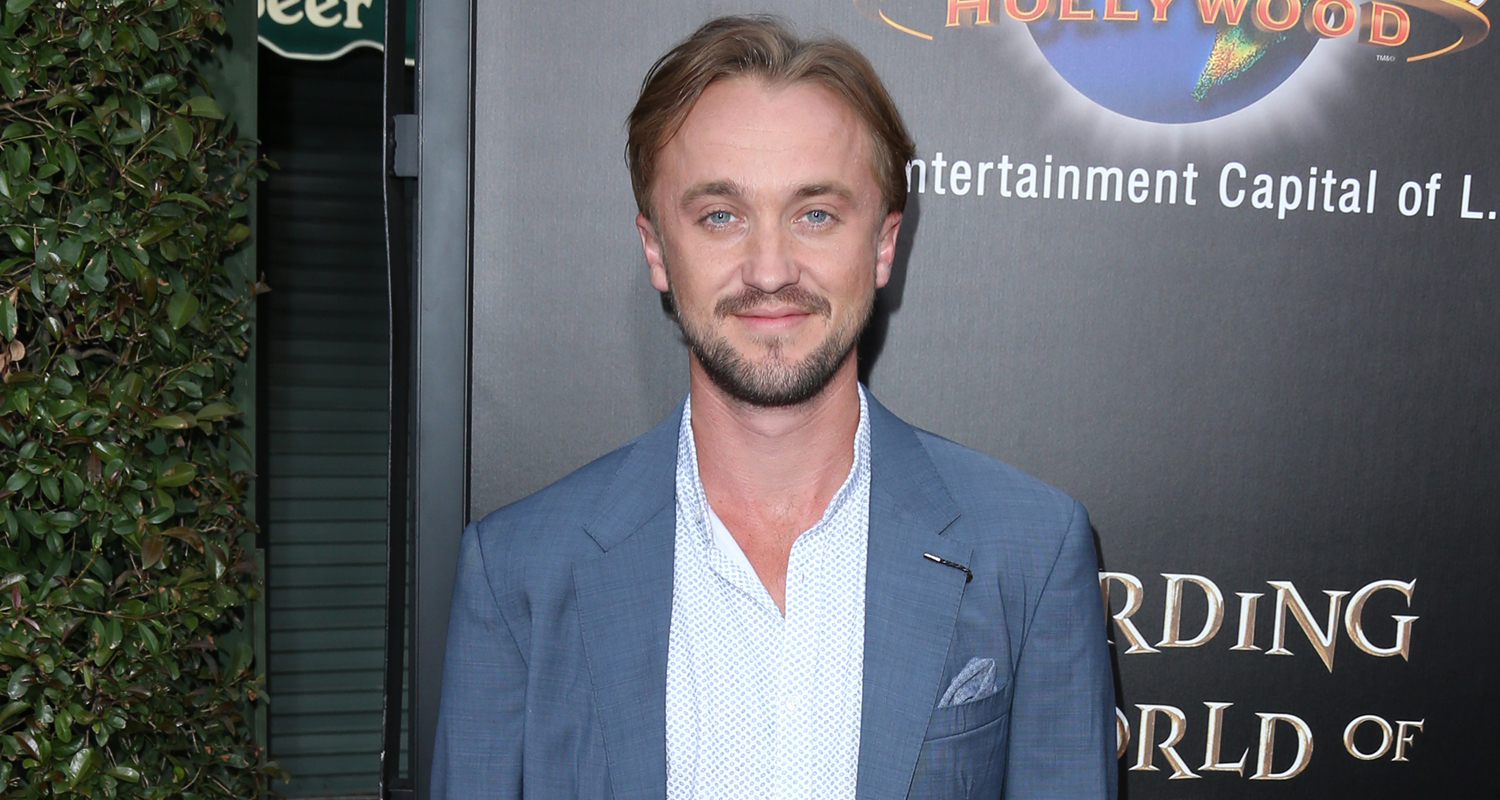 Tom Felton Goes Unrecognized While Singing on the Streets of Prague ...