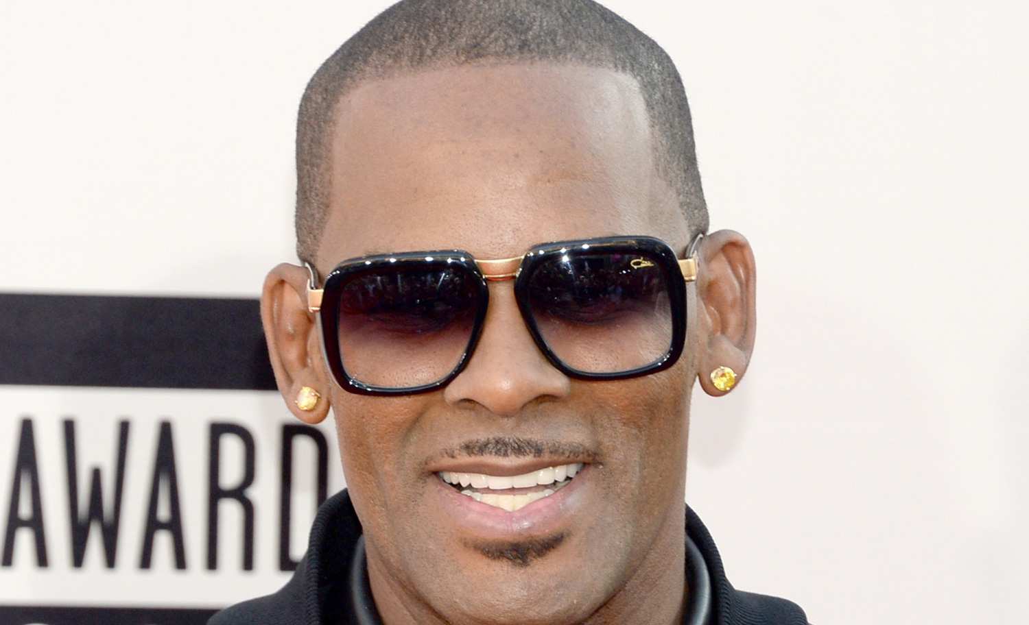 R. Kelly Cancels Tour Dates Amid Cult Allegations | R. Kelly | Just ...