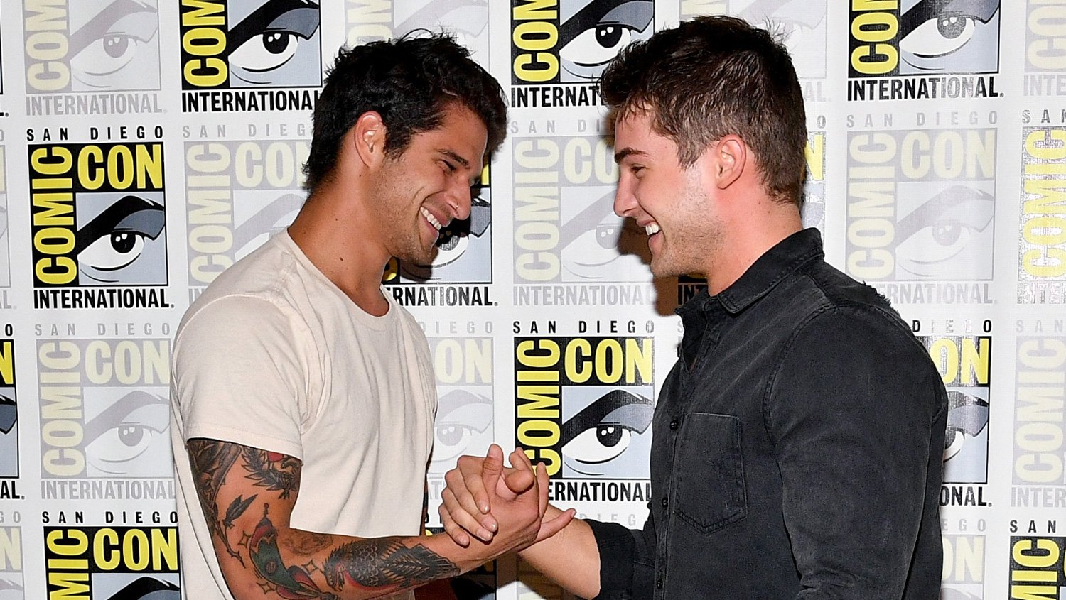 Tyler Posey Jumps Over Cody Christian at ‘Teen Wolf’ Comic-Con Photo ...