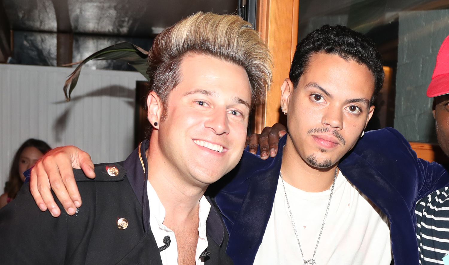 Ashlee Simpson’s Hubby Clearly Has No Problems with Her Ex! | Ashlee ...