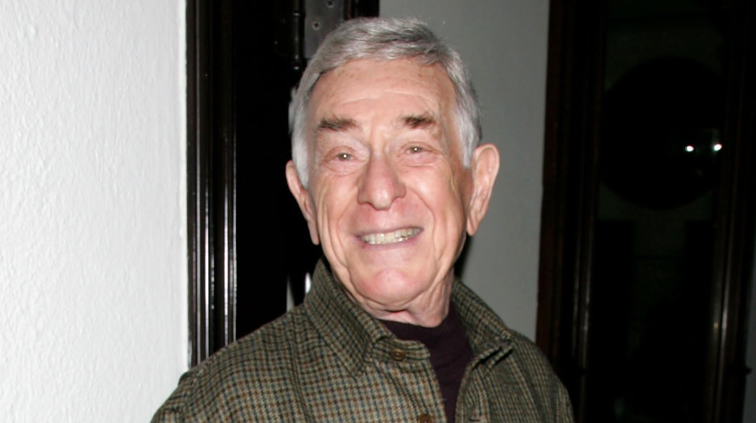 Shelley Berman Dead – ‘Curb Your Enthusiasm’ Actor Dies at 92 | RIP ...