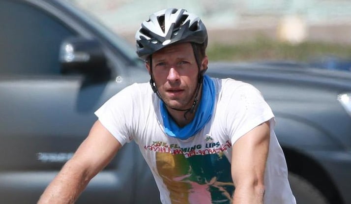 Chris Martin Gives Us a Tricep Flex on His Bike Ride | Chris Martin ...