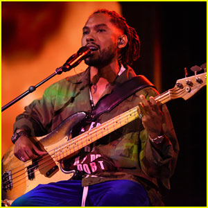 Miguel Debuts New Song ‘Come Through and Chill’ on ‘The Late Show ...