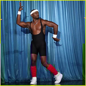 Taye Diggs Makes Epic ‘Let’s Get Physical’ Performance Entrance on ‘Ellen’ – Watch Here! | Ellen ...