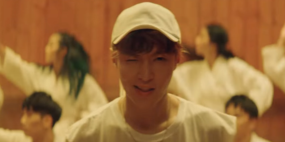 EXO Member Lay Goes Solo With ‘Sheep’ – Watch the Teaser! | EXO, Lay ...