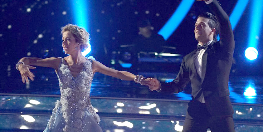 Lindsey Stirling Gets Her First 10 for Elegant ‘DWTS’ Disney Night ...