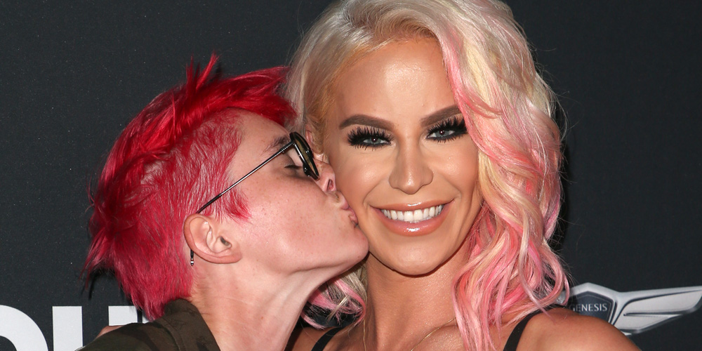 Gigi Gorgeous & Girlfriend Nats Getty Welcome First Child Together Via ...