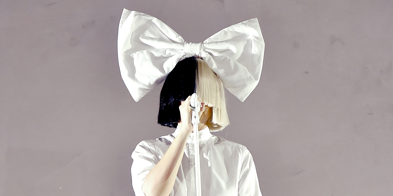 Sia Has Most Epic Response to Invasive Paparazzi Photo Leak | Sia ...