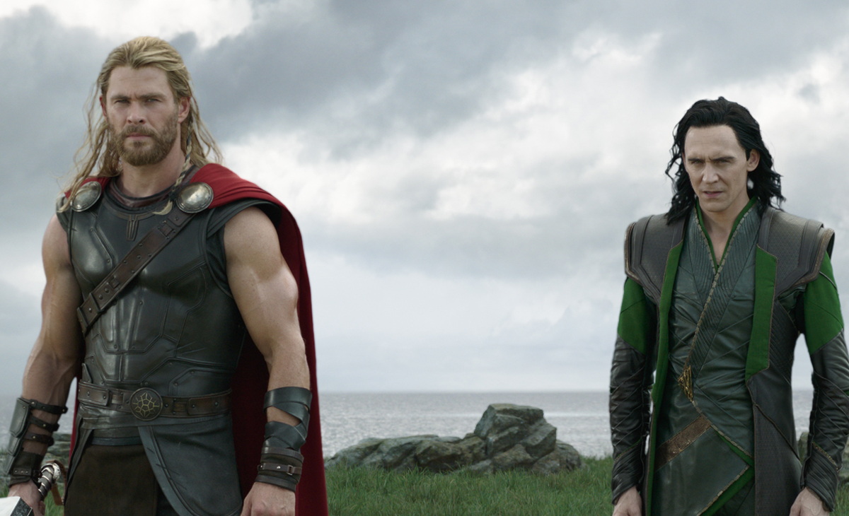 Is There a ‘Thor: Ragnarok’ End Credits Scene? | Cate Blanchett, Chris ...
