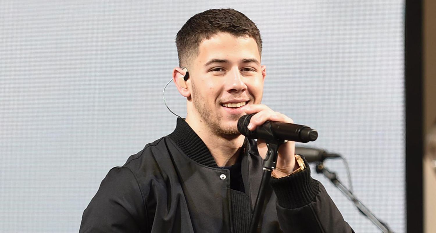 Nick Jonas Surprises Fans with Performance of His Golden Globe ...