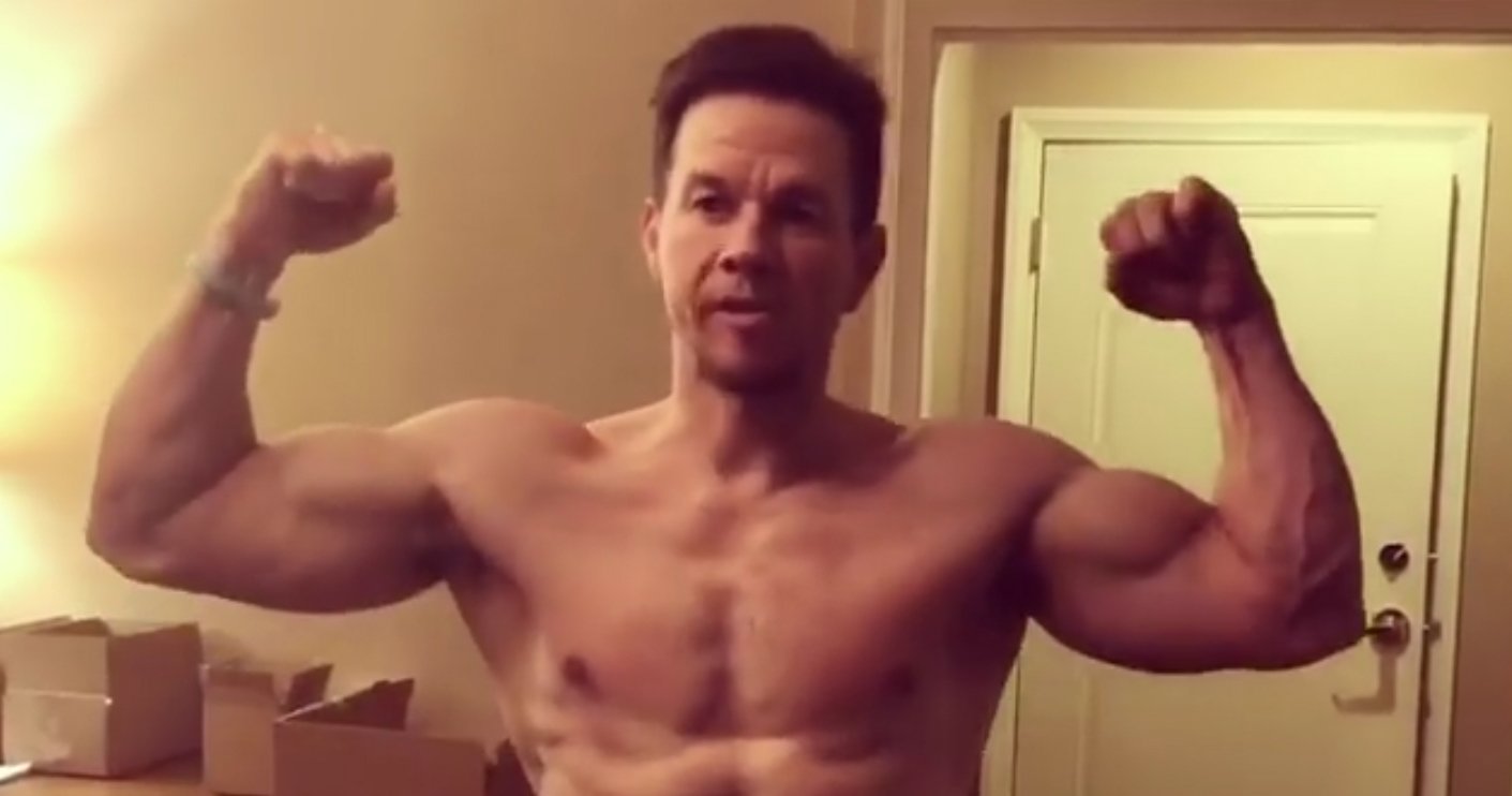 Mark Wahlberg’s Body Is Ripped to Shreds These Days – Watch the ...