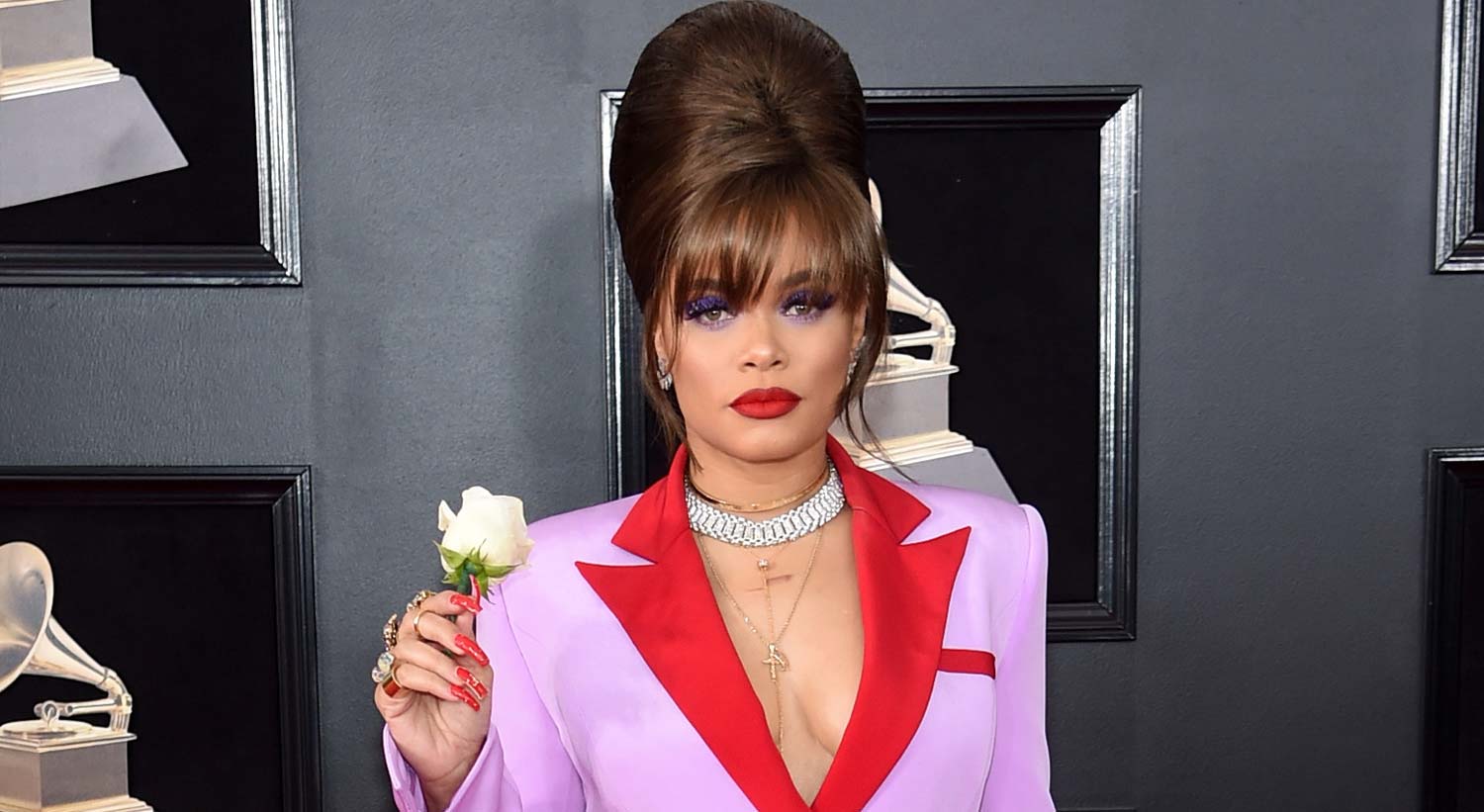 Andra Day Shows Off Some Leg at Grammys 2018 | 2018 Grammys, Andra Day ...