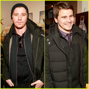Garrett Hedlund & Jason Ritter Stop By The Music Lodge at Sundance ...