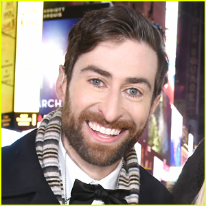 HQ’s New Year’s Eve Game Goes Wrong, Scott Rogowsky Ad Libs Through ...